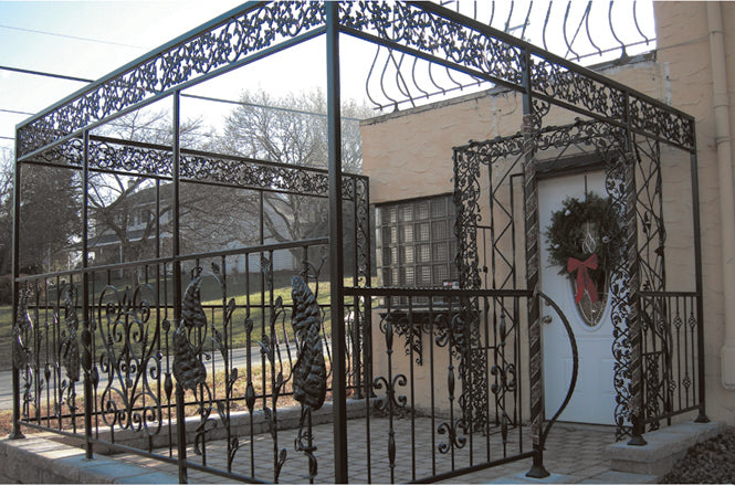 Black Wrought Iron Railings & Broken Metal Post Mount Base plates ...